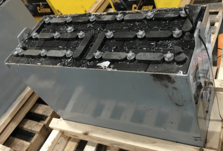 Steel Case Batteries – Premier Metals